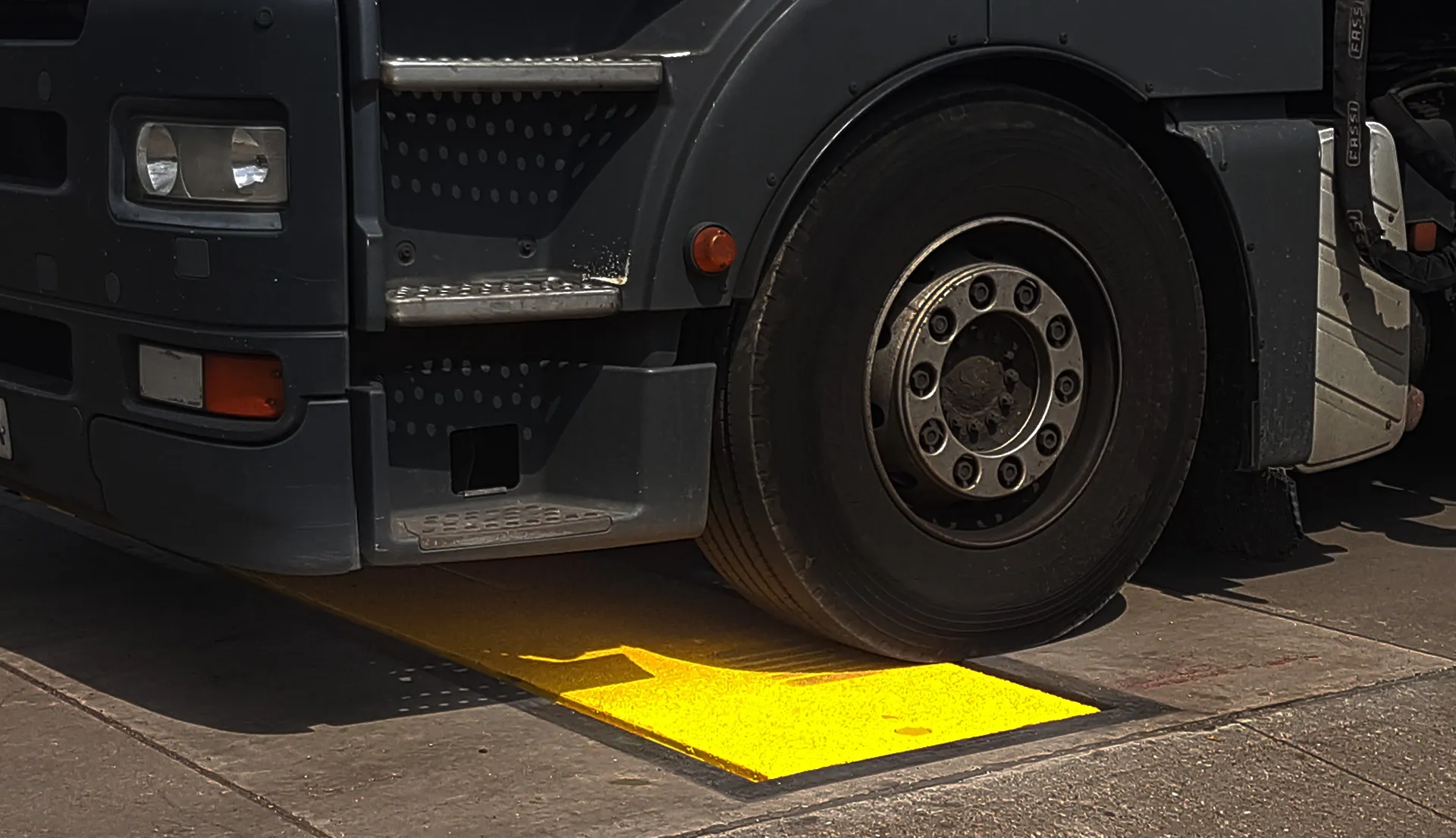 The Dangers of Vehicle Overloading - Avery Weigh-Tronix - Global